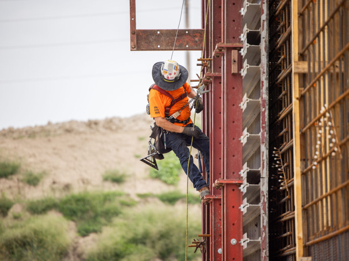 Water and Wastewater Construction Experts | CAS Constructors